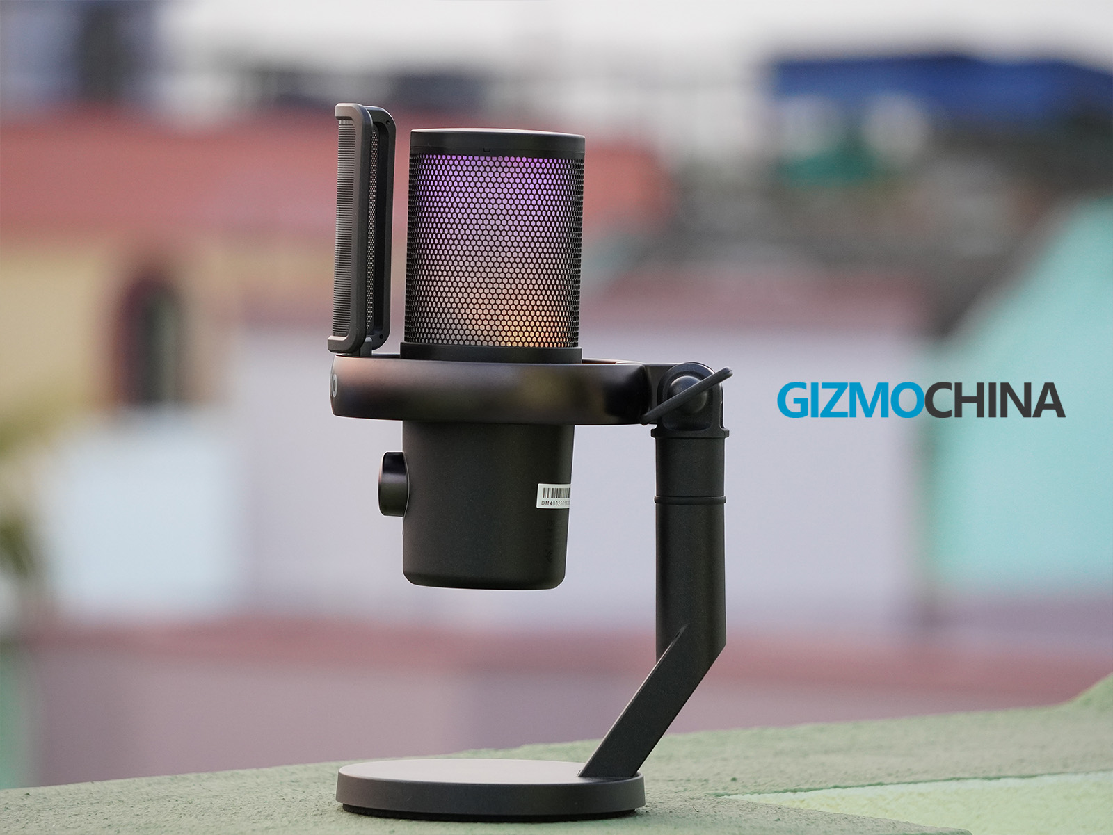 Maono DM40 Pro Microphone Review: Wireless Freedom for Creators on a ...