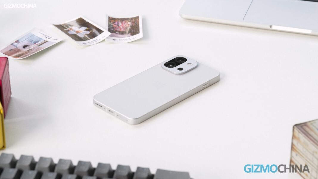 OnePlus 13T vs Oppo Find X8s: Battle of the Best Small Flagship ...