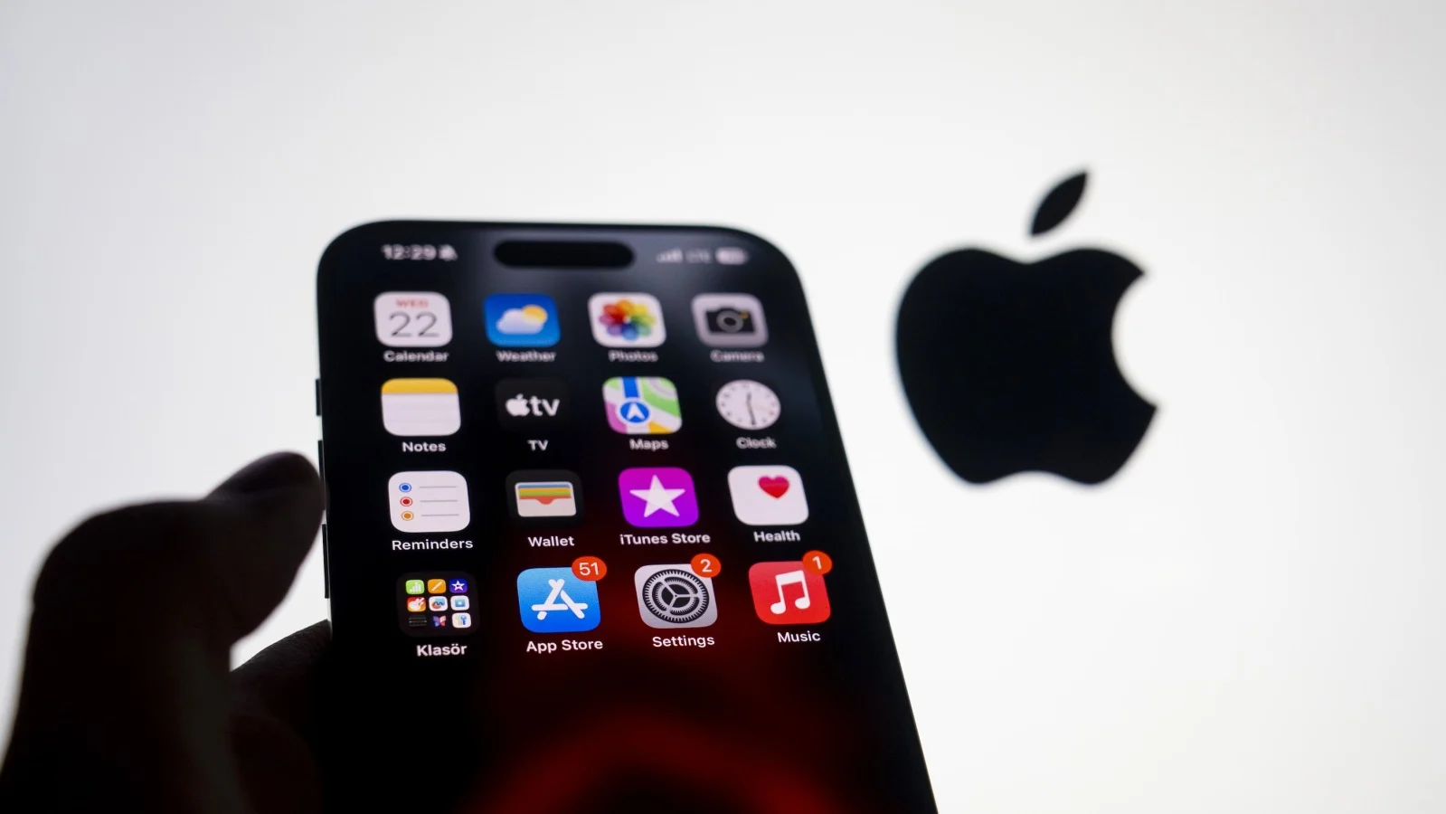 Apple fixes two zero-day vulnerabilities targeting iPhones in new ...