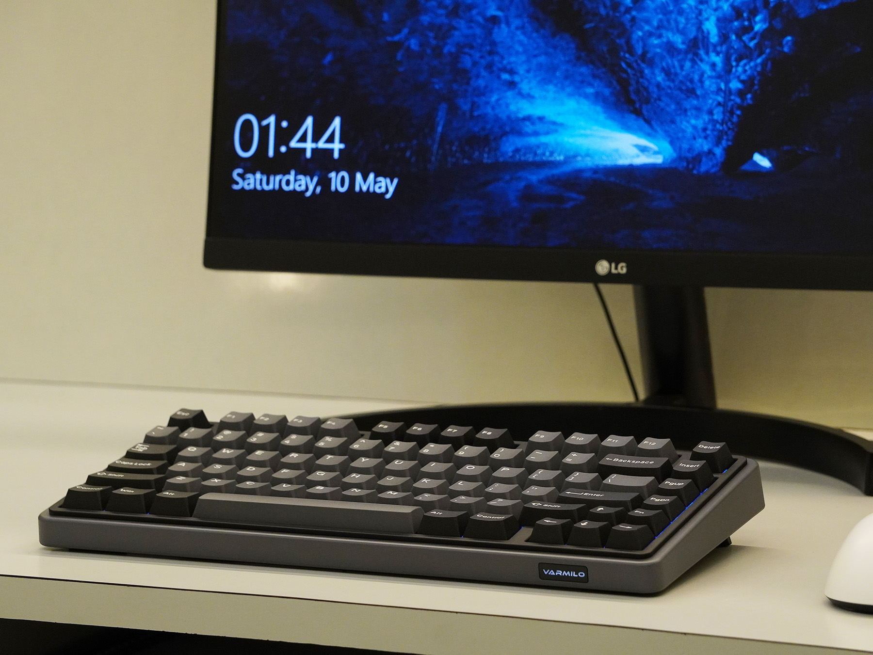Varmilo Minilo 75 HE Keyboard Review: Tuned for Performance, Not ...
