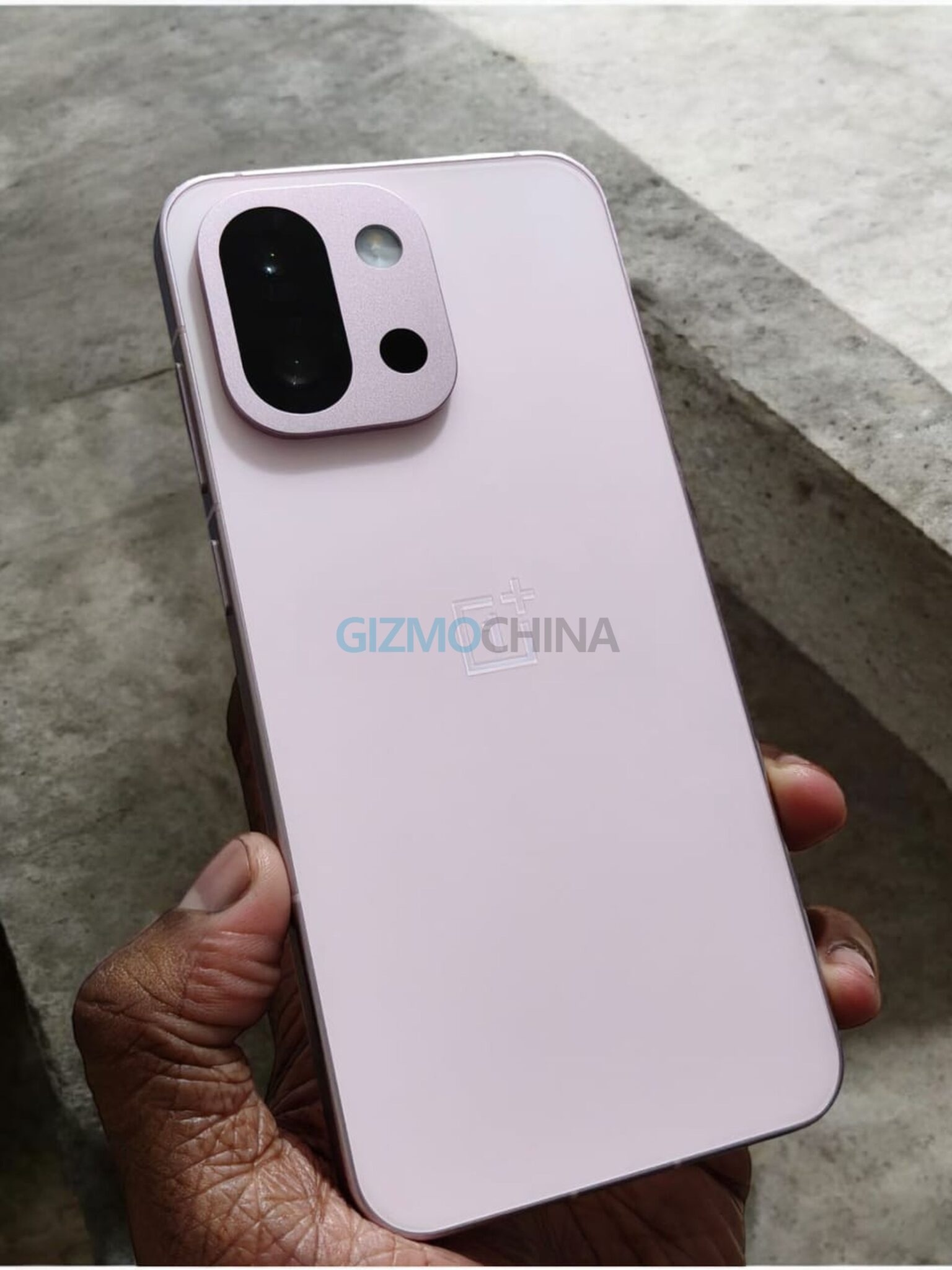 OnePlus 13s vs Google Pixel 9a: It's not even close - Gizmochina