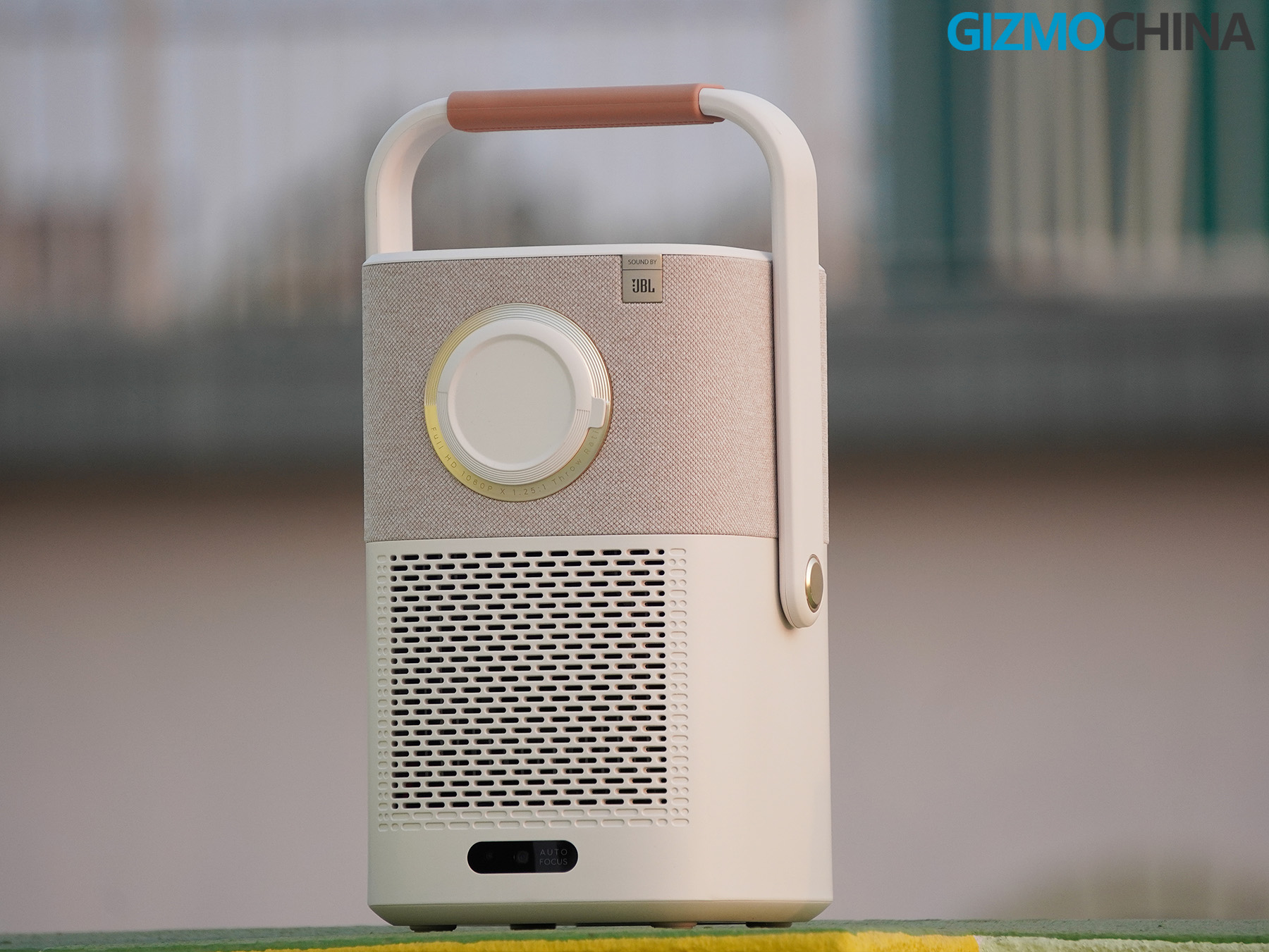Yaber T2 Plus Portable Projector Review: Surprisingly Good for Backyard ...