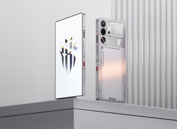 Best Chinese Flagship Smartphones of 2025 - Gizmochina