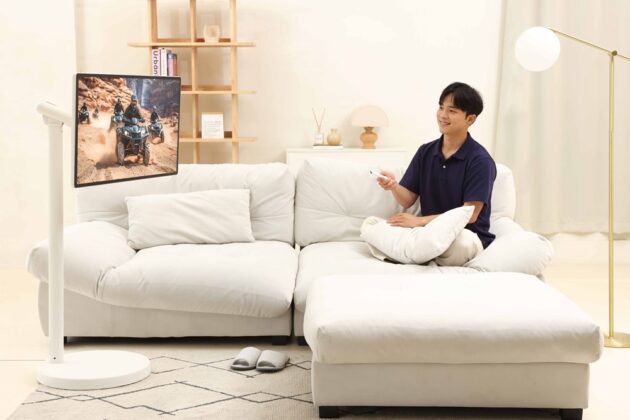 Samsung’s Moving Style Edge Monitor Offers 4K Quality with Easy ...