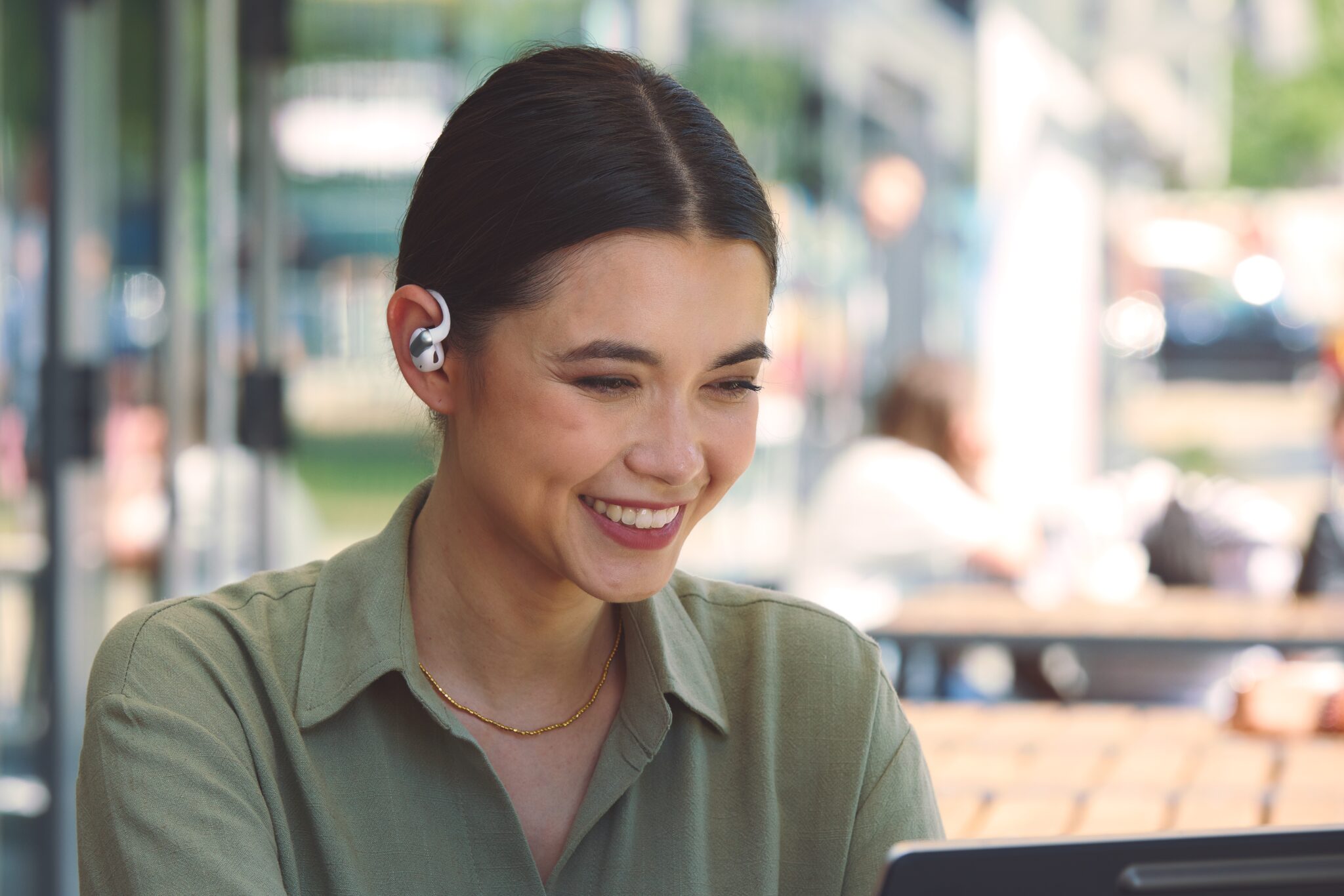 JBL Sense Pro earbuds debut with 16.2 mm diamond-like carbon drivers ...