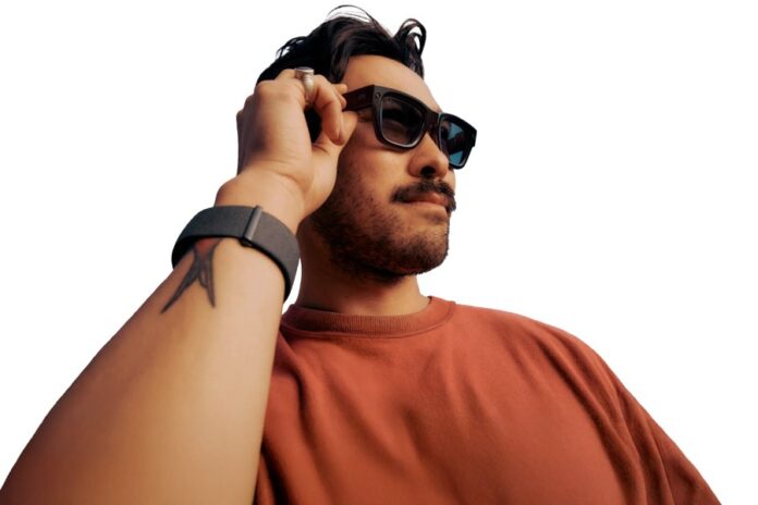 Meta’s new Ray-Ban Display glasses put a screen in your lens and a band ...