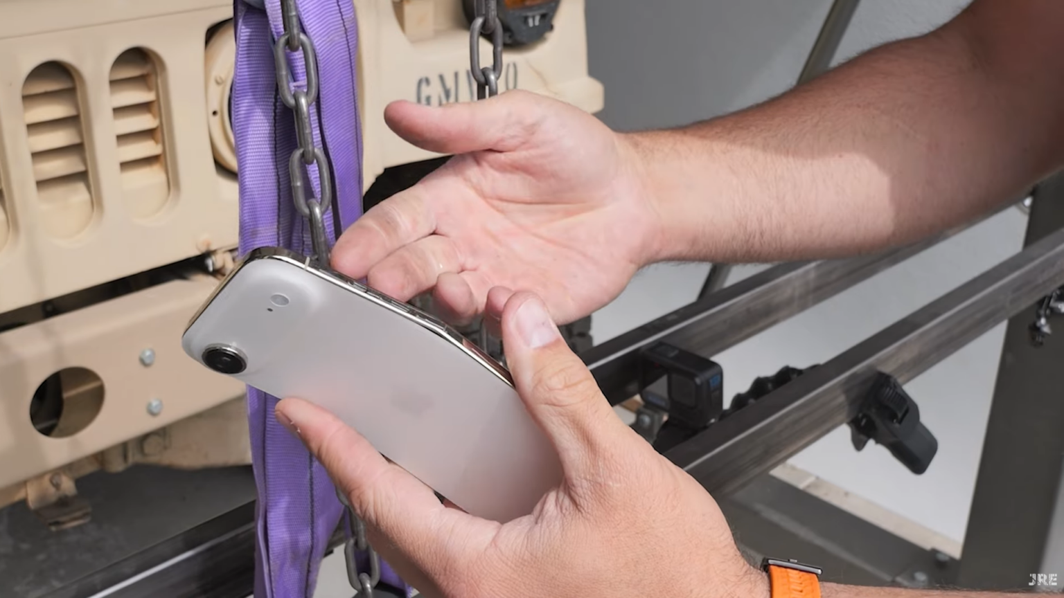 JerryRigEverything had to step up its testing to bend iPhone Air ...