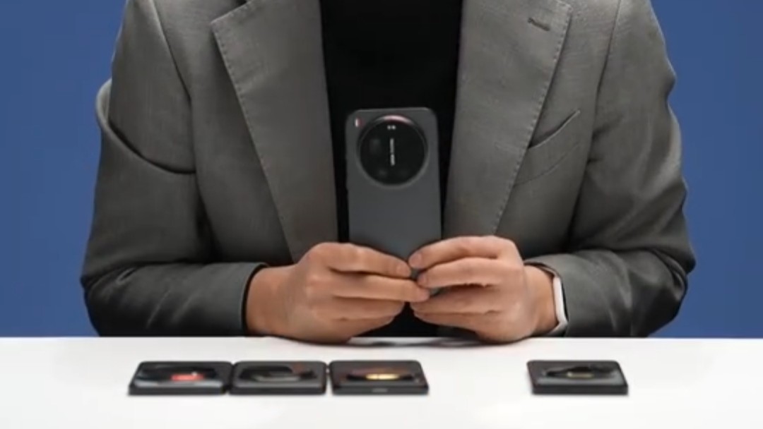 Xiaomi 17 Ultra front design and new color option revealed in hands-on ...