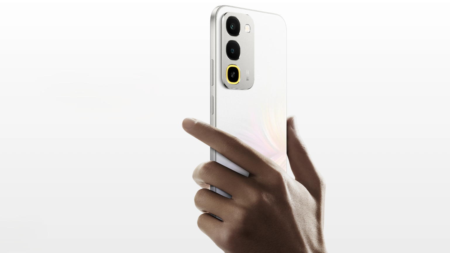 Realme C100 4G debuts with Helio G92 Max, 8000mAh battery, and "Pulse ...
